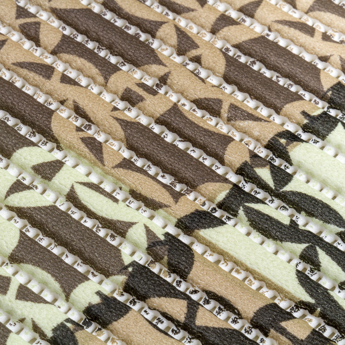 Passadeira Soft Plus Patchwork Preto 43cm x 15m - Plast.co